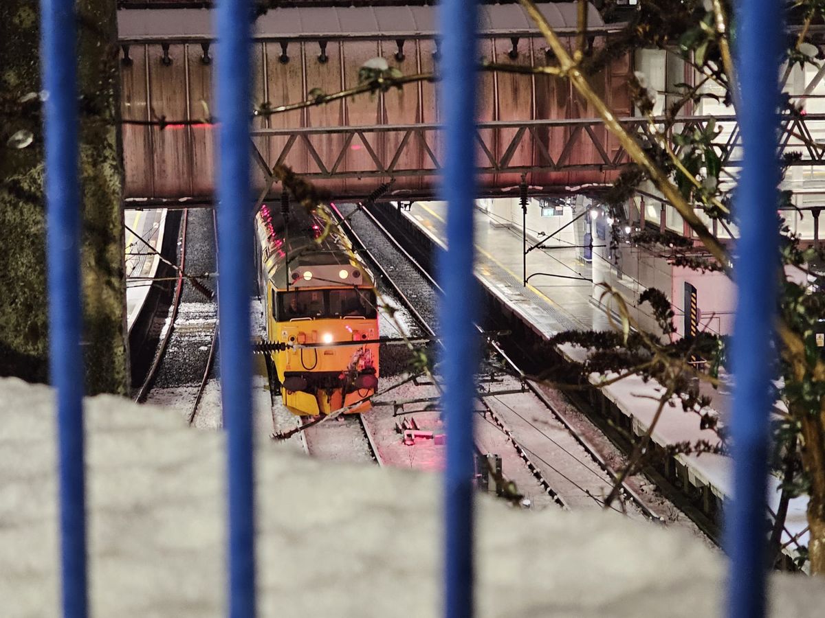 Severn Valley Railway ploughs the way and clears snow from railway ...