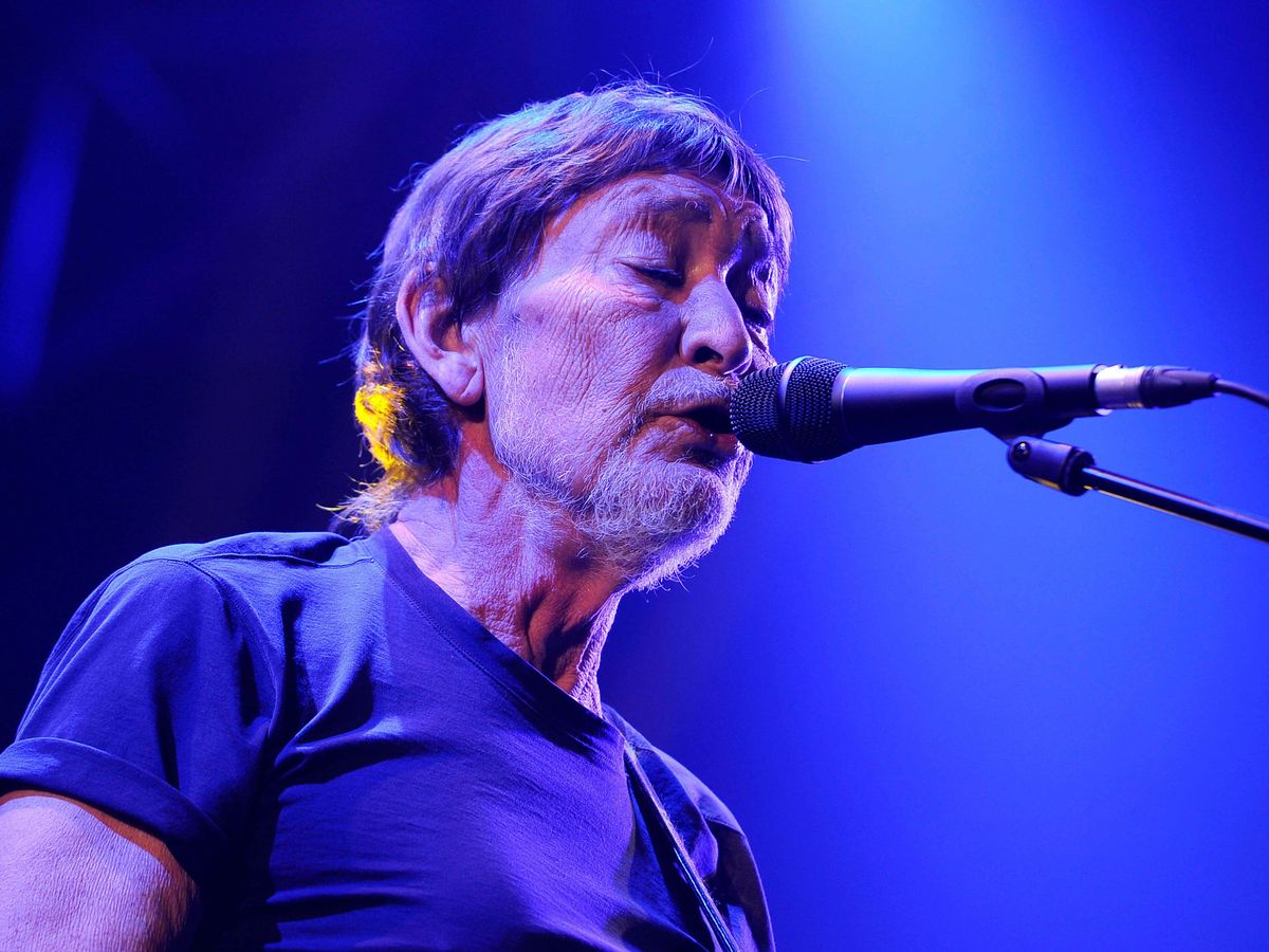 Driving Home For Christmas singer Chris Rea hailed as ‘legend’ by Bob ...