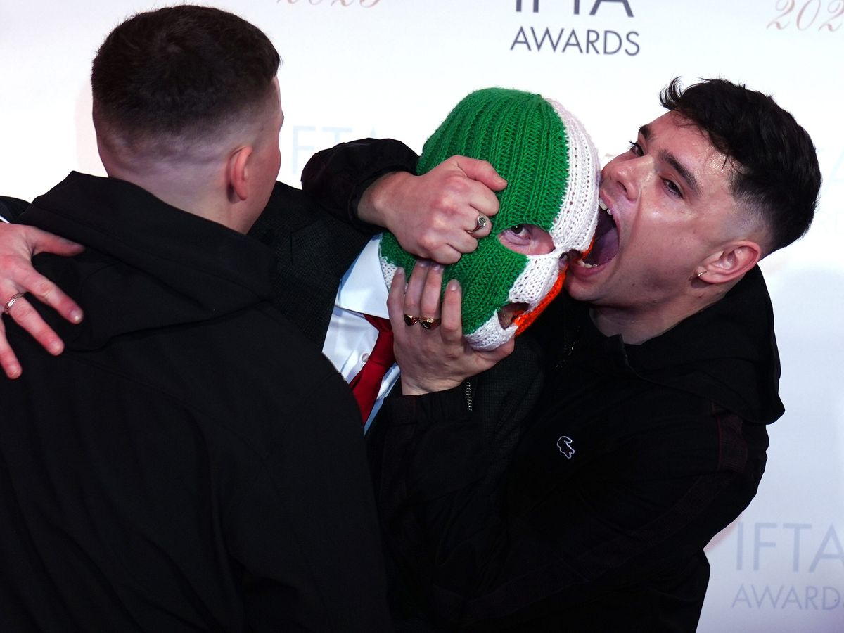 No 10 rejects Kneecap’s ‘half-hearted’ apology over alleged ‘kill MPs ...