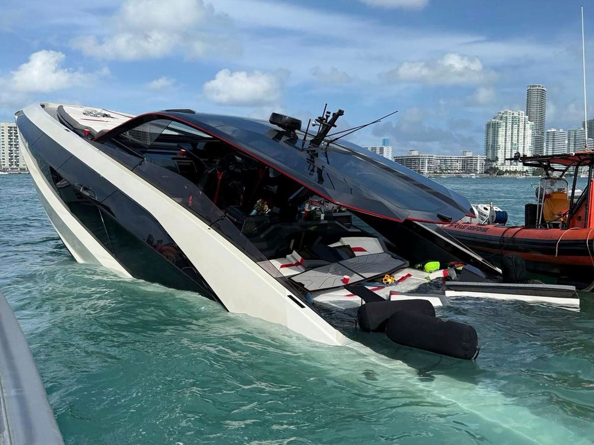 Dozens rescued from yacht after it began sinking off Miami Beach ...