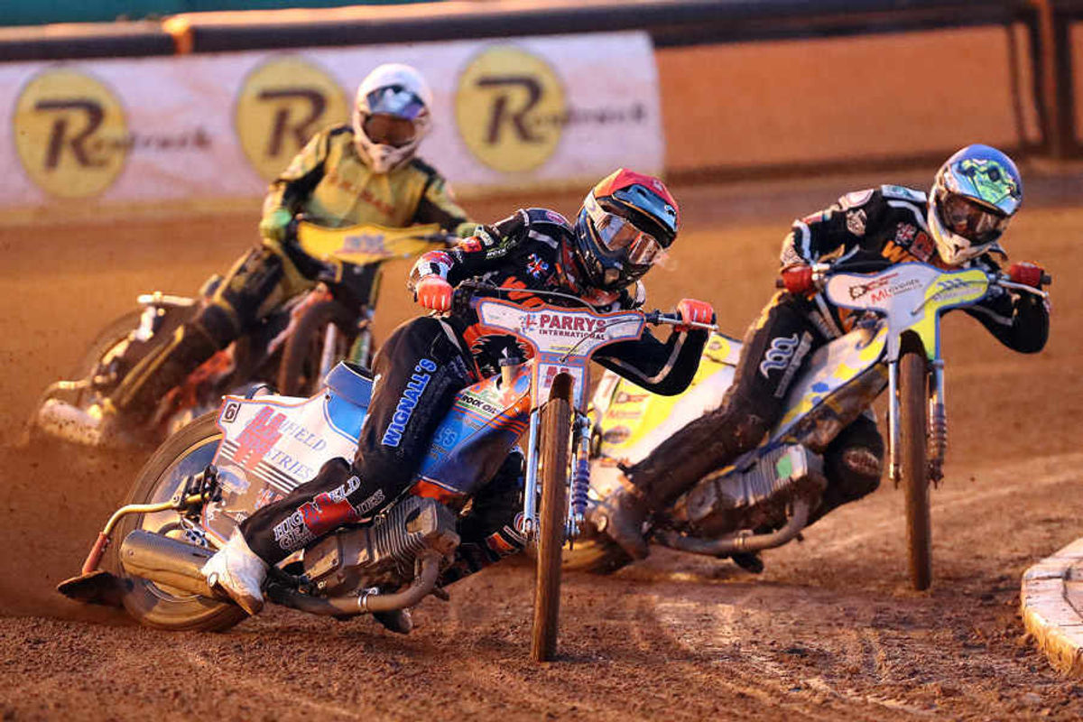 Wolverhampton Wolves confirm Kyle Howarth and Max Clegg to return ...