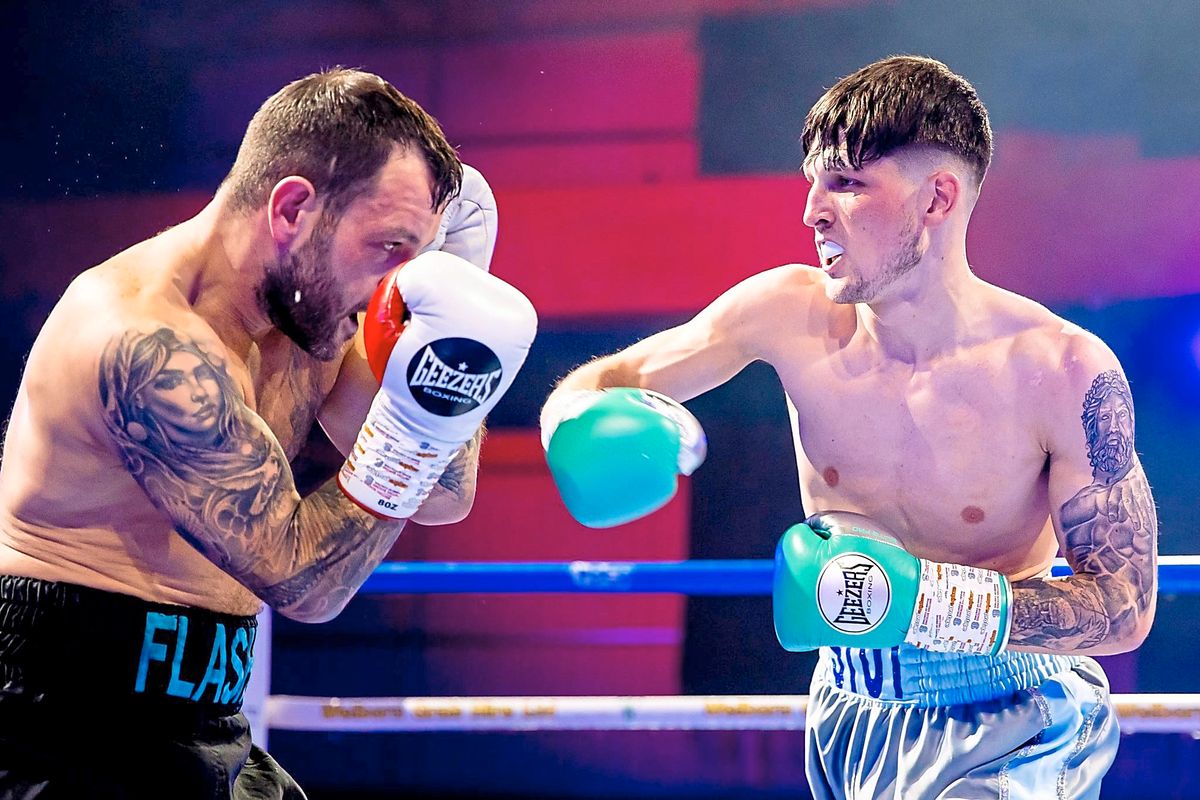 Walsall's Liam Morris goes down swinging in first televised bout ...