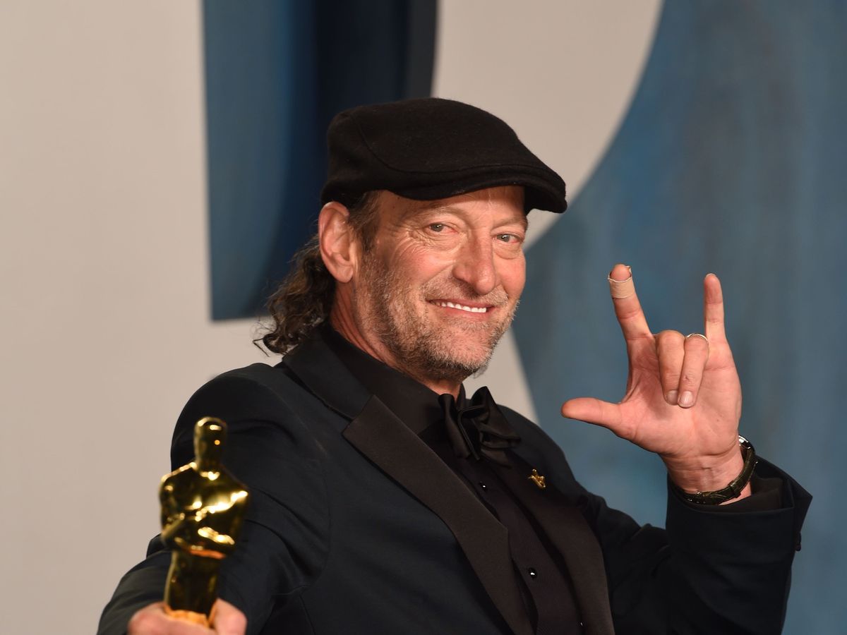 Oscar-winning deaf actor Troy Kotsur to sign US national anthem at ...