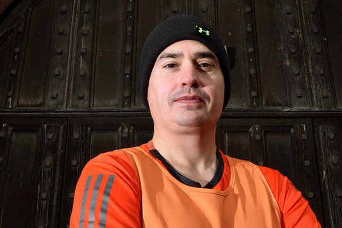 Shropshire-born marathon man Mark Vaz abandons claim he beat world ...