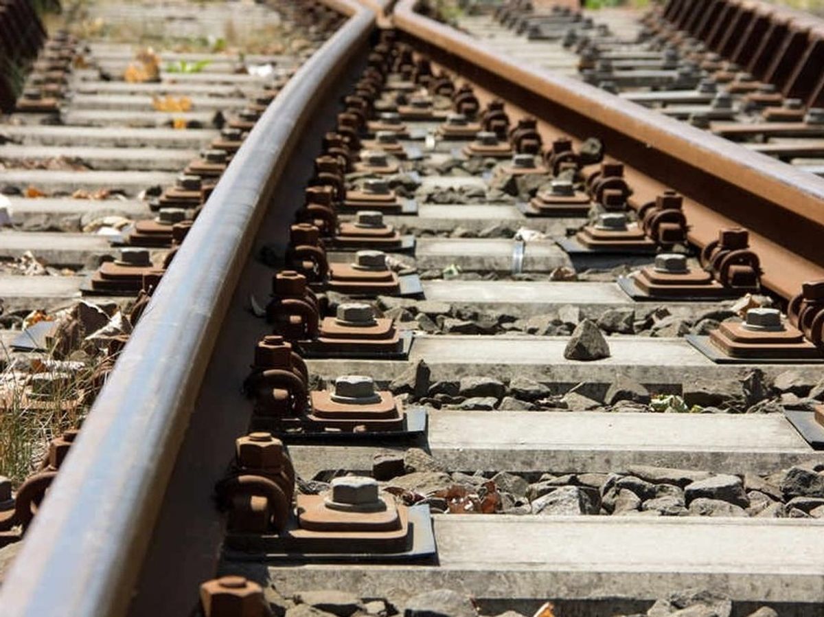 Major rail route blocked by chemical spillage | Express & Star