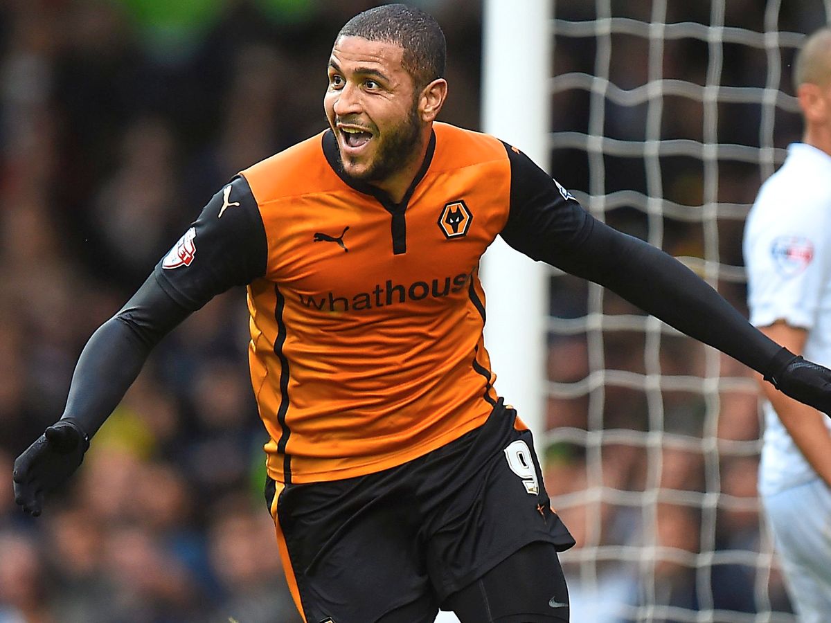 Former Wolves striker Leon Clarke joins Rushall Olympic promotion push | Express & Star