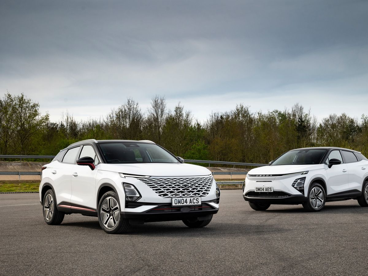 Omoda reveals prices and specifications for 5 and E5 crossovers ...