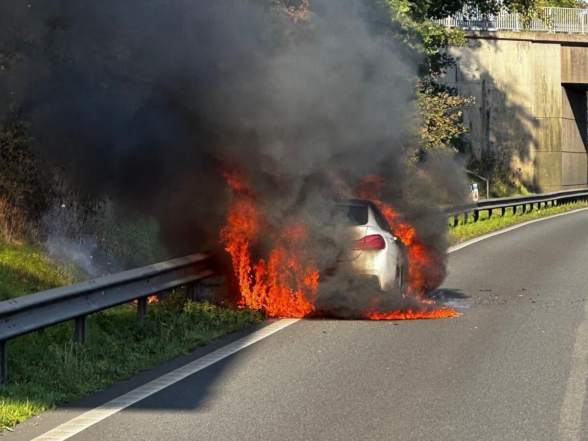 Car destroyed by fire on M6 causing long delays for motorists | Express ...
