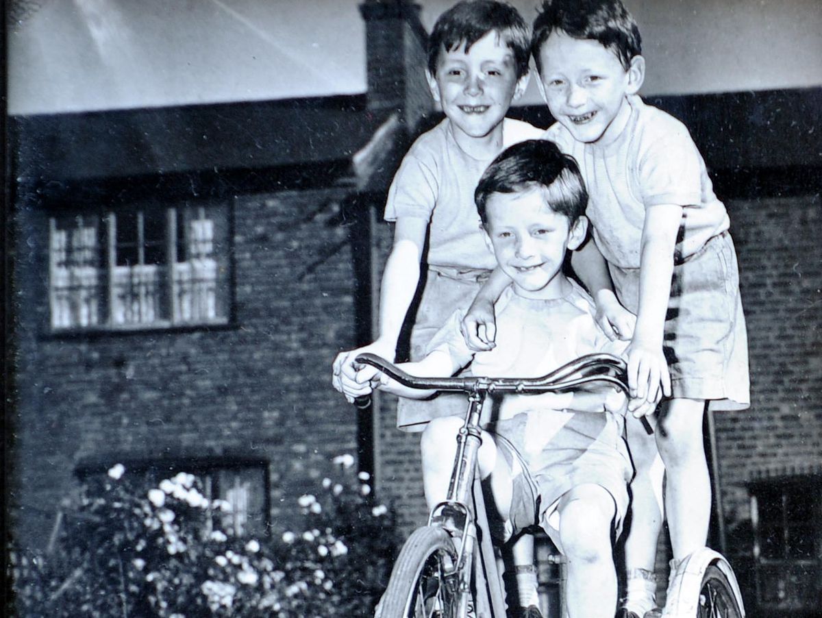 10 pictures from our archives of Dudley back in 1956 | Express & Star