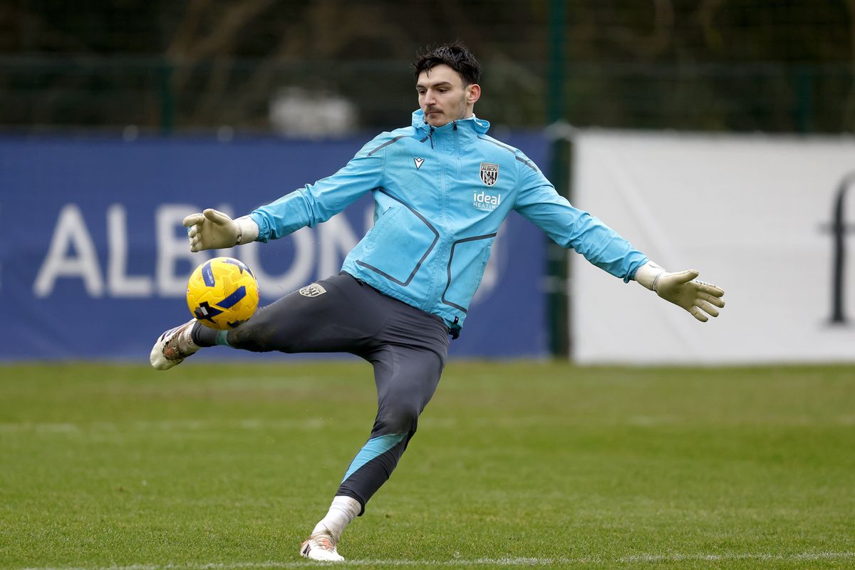 West Brom complete short-term transfer for goalkeeper Max O'Leary and ...