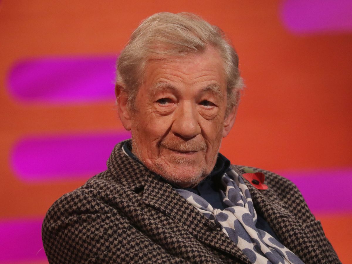 Ian McKellen watches final day of Falstaff play as he recovers from ...