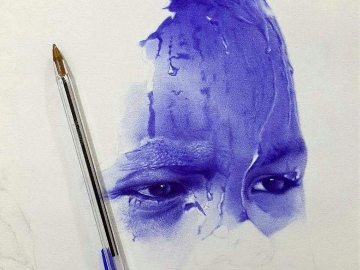 Artist goes viral for creating astonishingly realistic portraits with ...