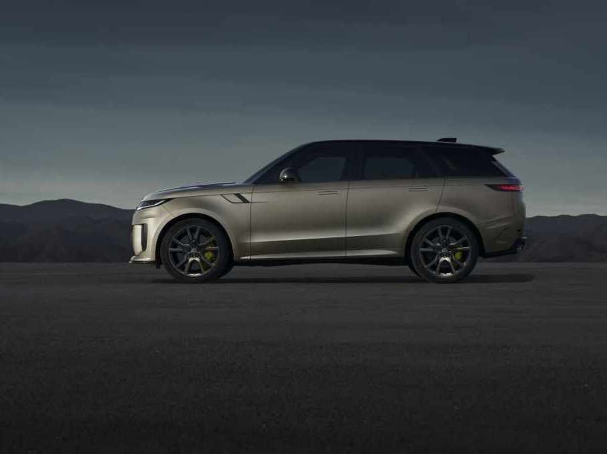 JLR profits and sales on the rise | Express & Star