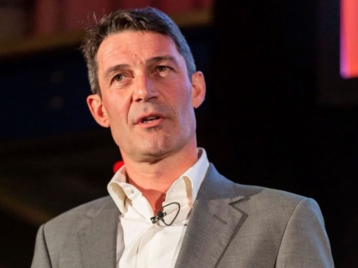 Confusion as West Midlands Fire Service chief 'withdraws resignation ...