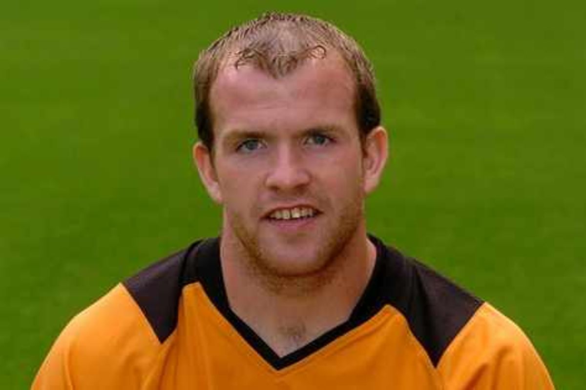 Ex-wolves defender Mark Clyde joins Bridgnorth Town | Shropshire Star