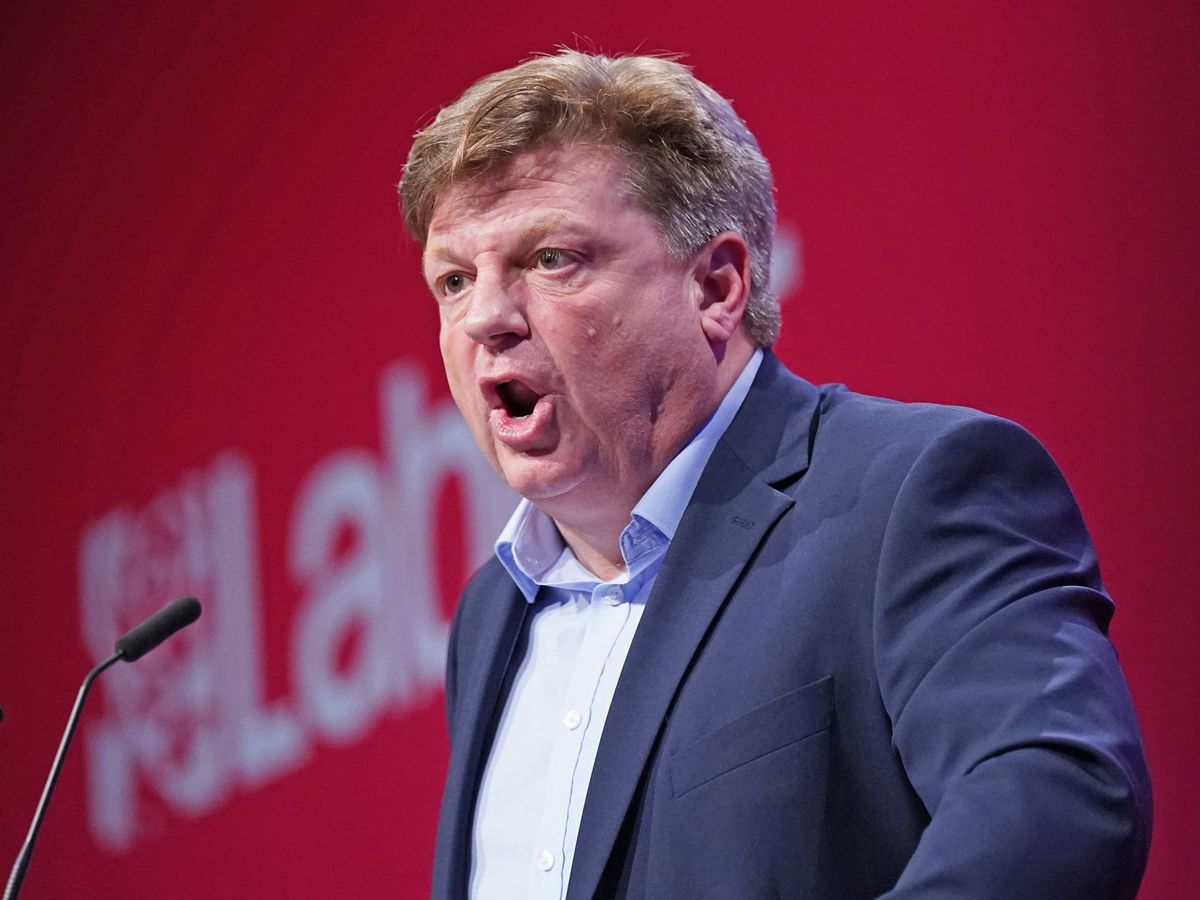 Labour urged to act like a ‘majestic flock of geese’ | Express & Star