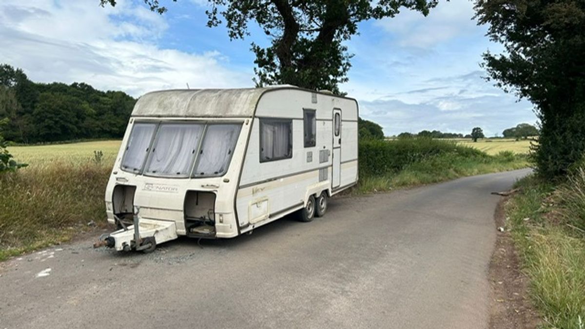 Up in smoke: Caravan dumped on Shifnal country lane is destroyed by ...