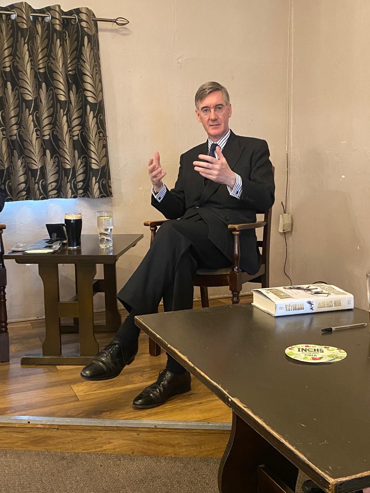 Only here for the beer! - Former Conservative minister Rees Mogg pulls ...