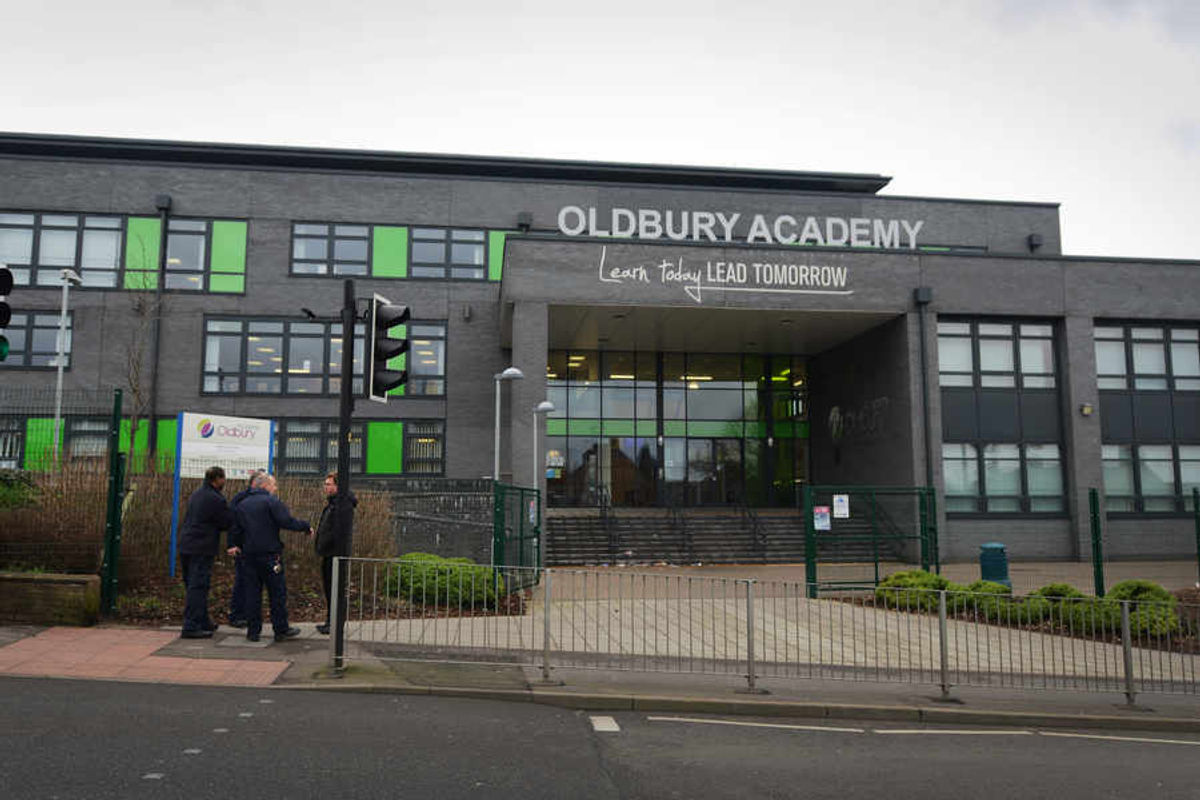 Oldbury Academy will not evacuate over hoax bomb calls | Express & Star