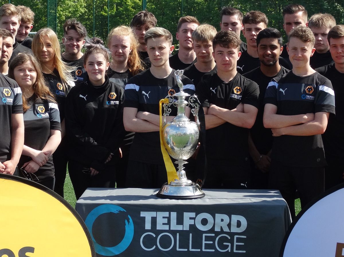 Champion day for students as Wolves takes trophy to Telford College ...
