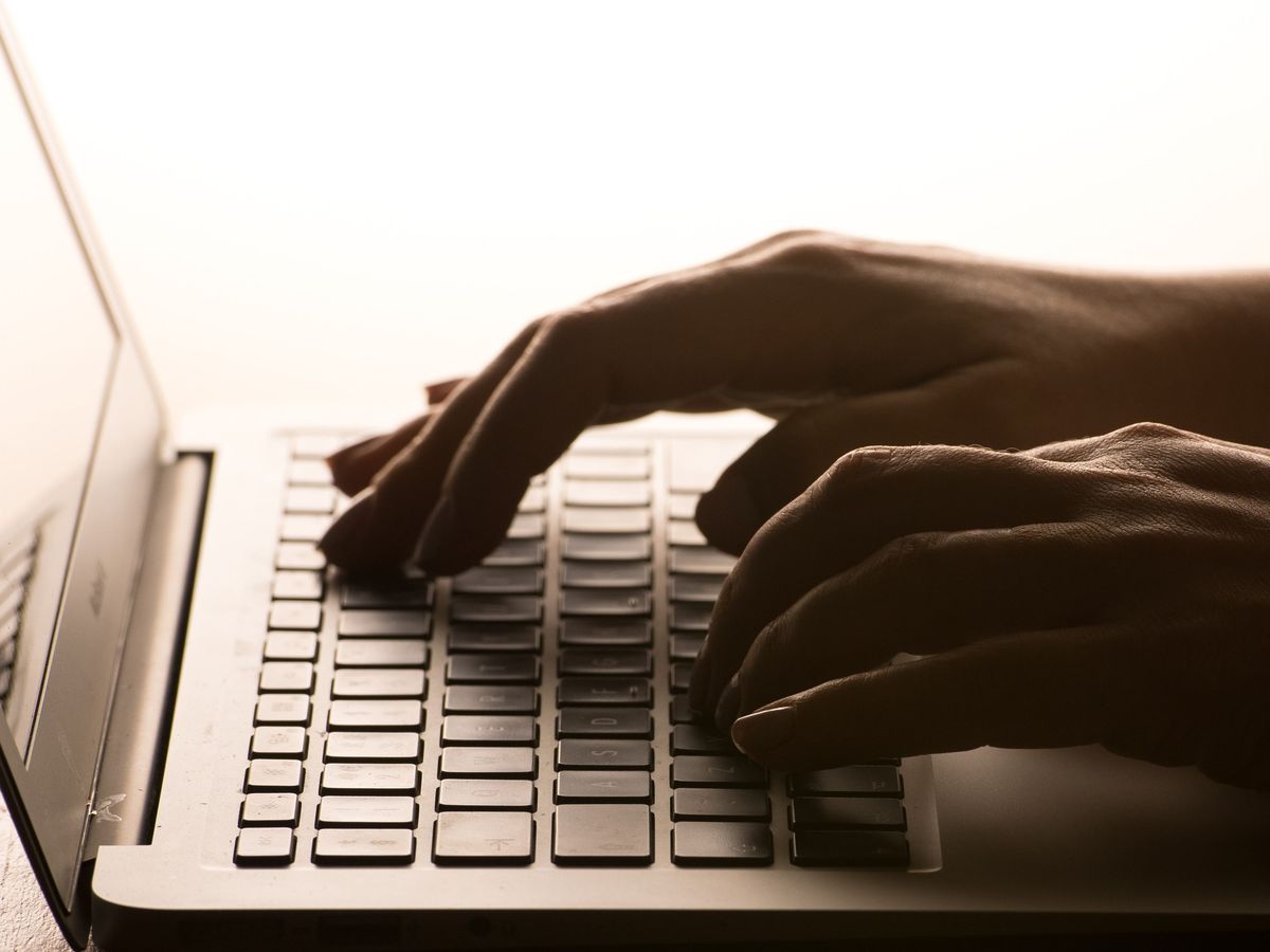 The reason for the internet outage today as AWS explains why Snapchat ...