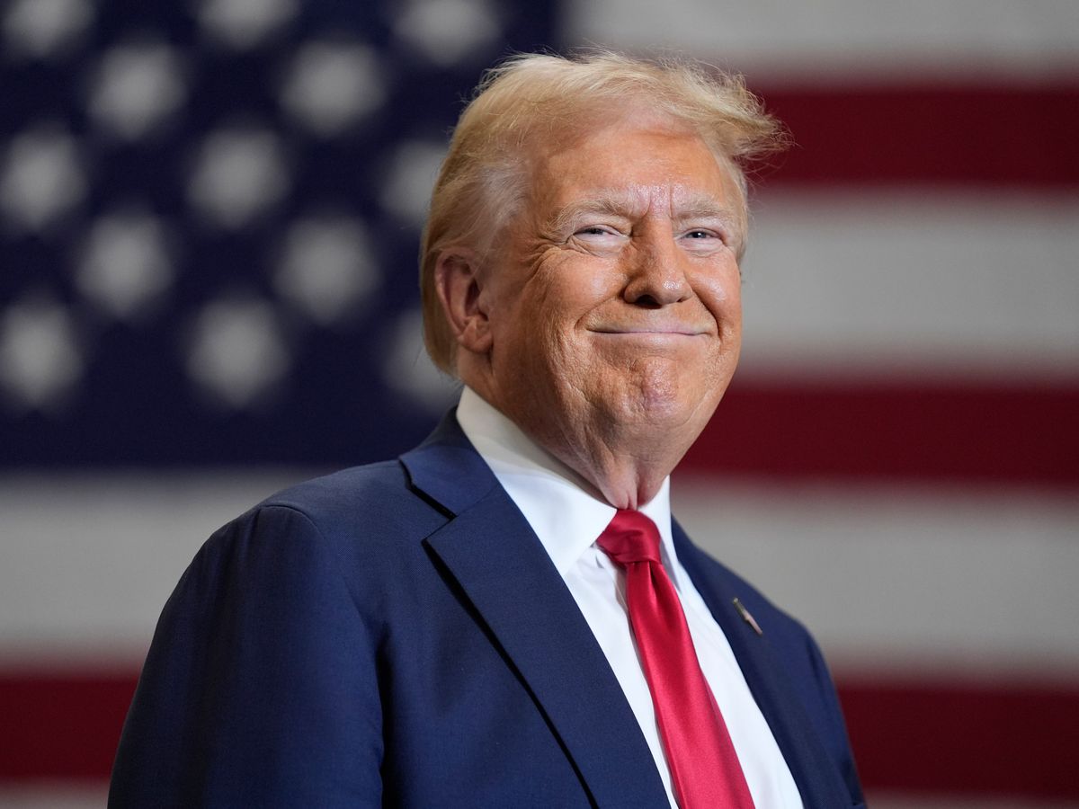 Trump receives calls of congratulation and an invitation to the White ...