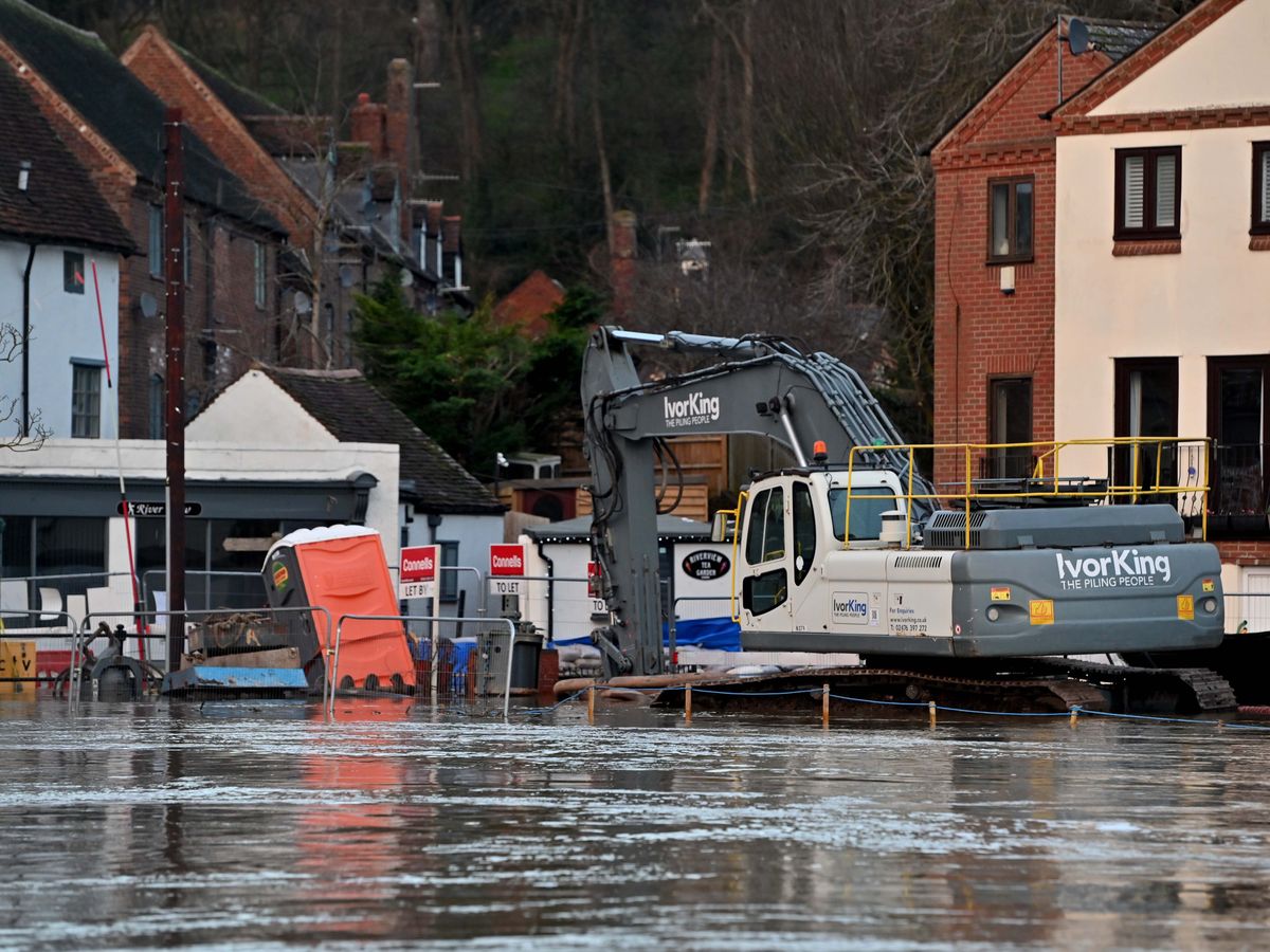 Watch swollen and fast-moving River Severn head through Bewdley as ...