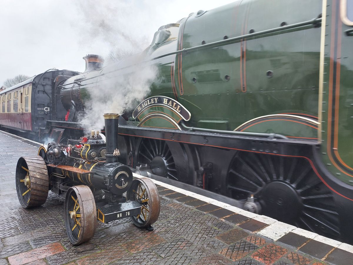 Pint-sized traction engines among attractions at the Severn Valley ...
