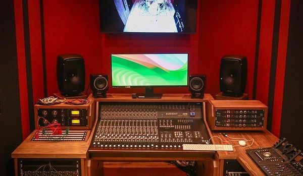 South Staffordshire College unveils state-of-the-art music studio at ...