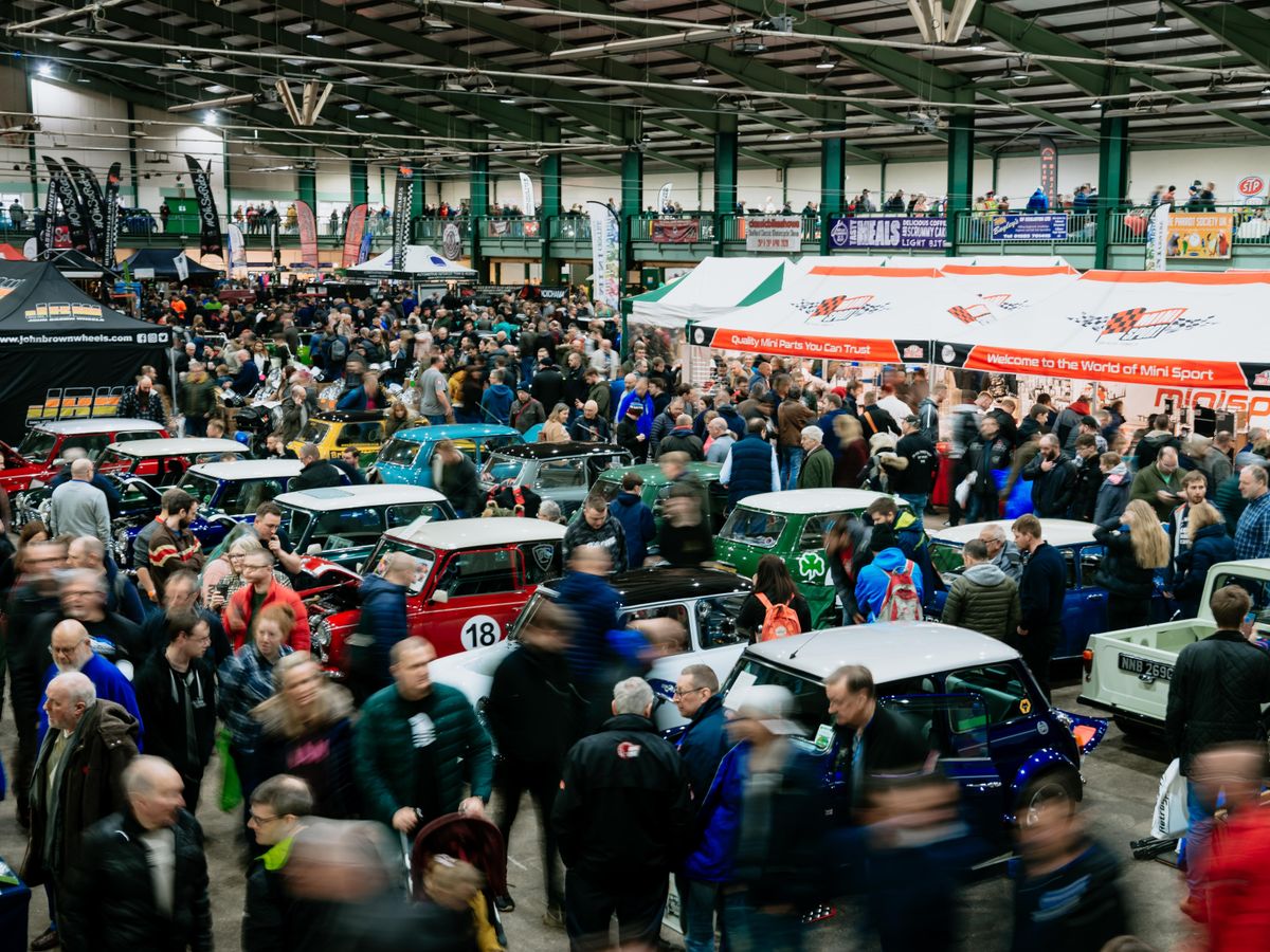 Thousands attend Stafford British Mini Club Show - in pictures ...