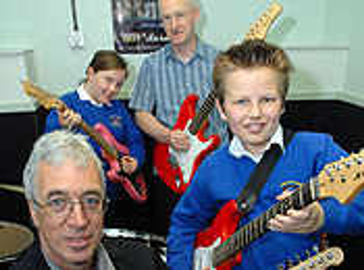 Barrie and band helping equip school's studio | Express & Star