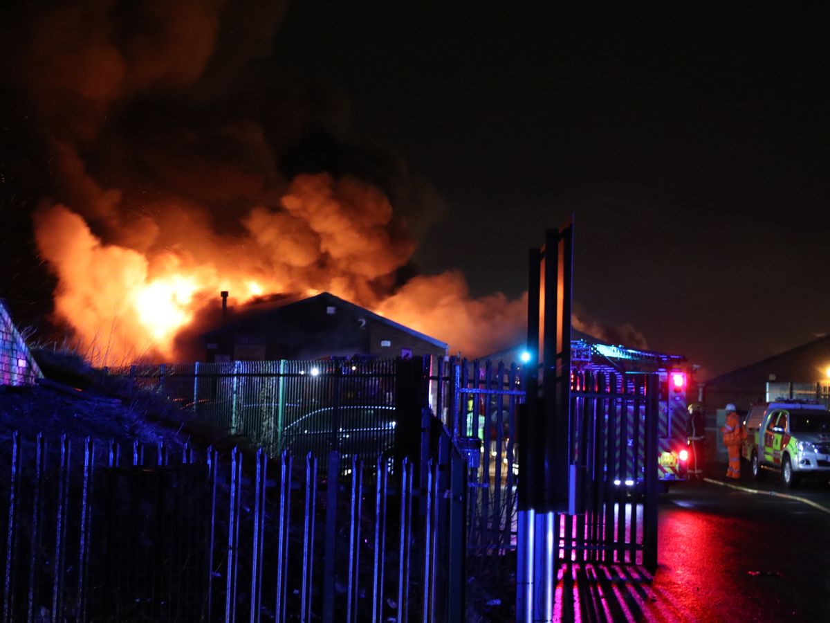Wolverhampton factory fire sends flames and thick smoke into sky ...
