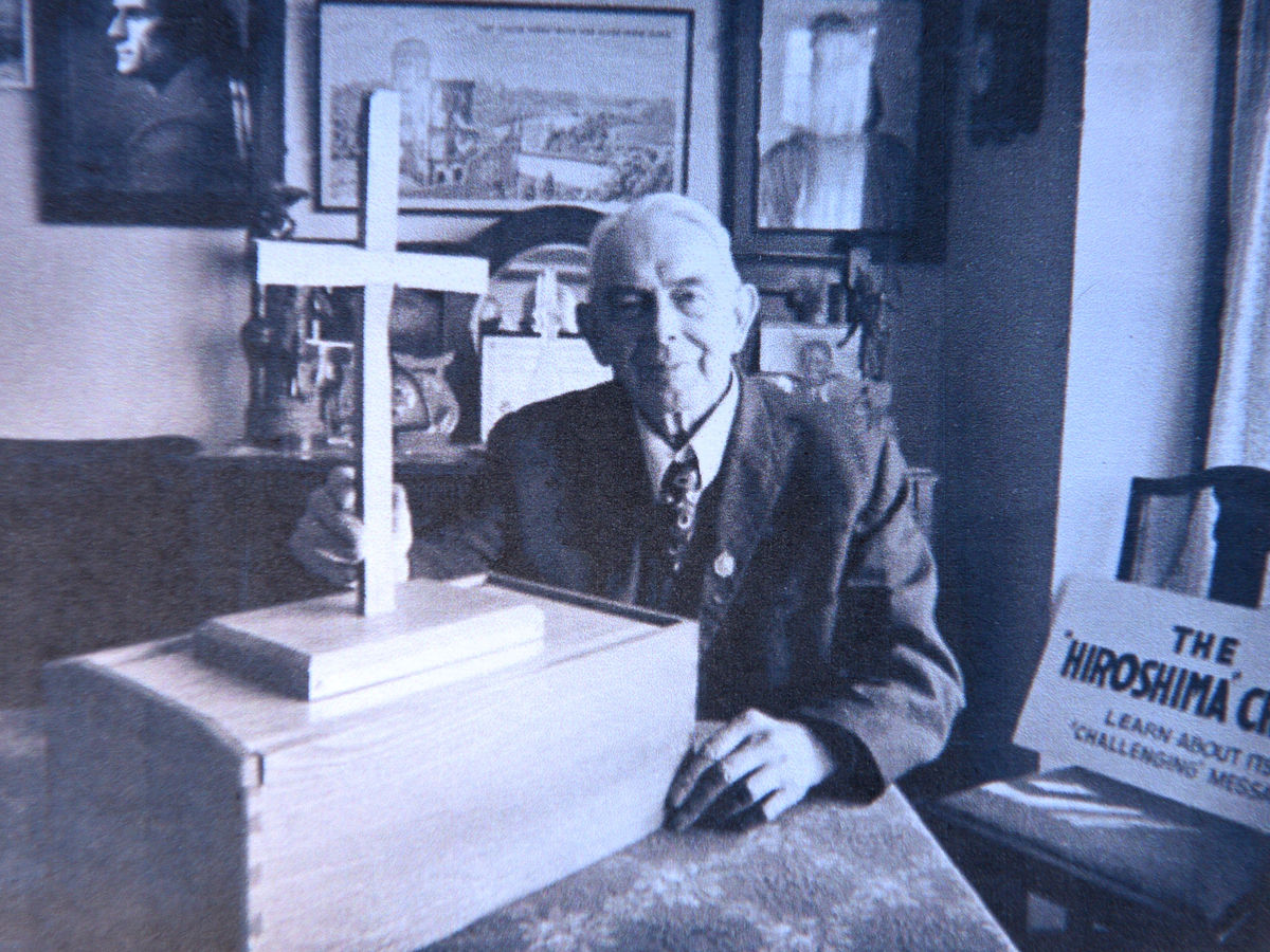 Pictures from the past: Dudley High Street and Market Place throughout ...