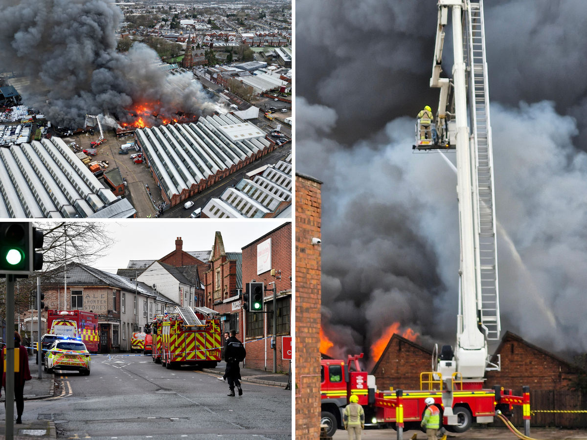 12 incredible pictures showing huge West Midlands factory blaze ...