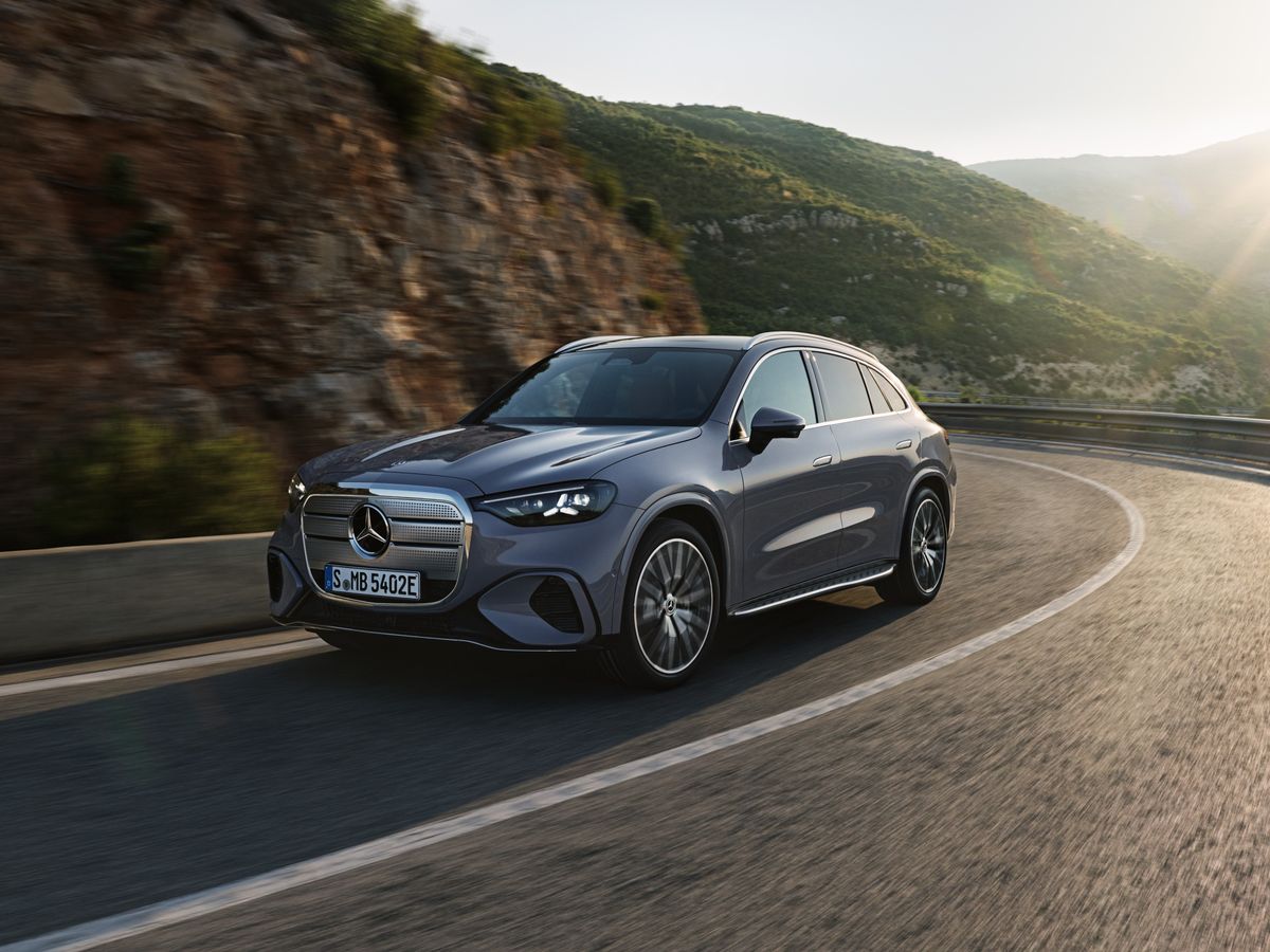 New Mercedes GLC turns to electric power | Express & Star