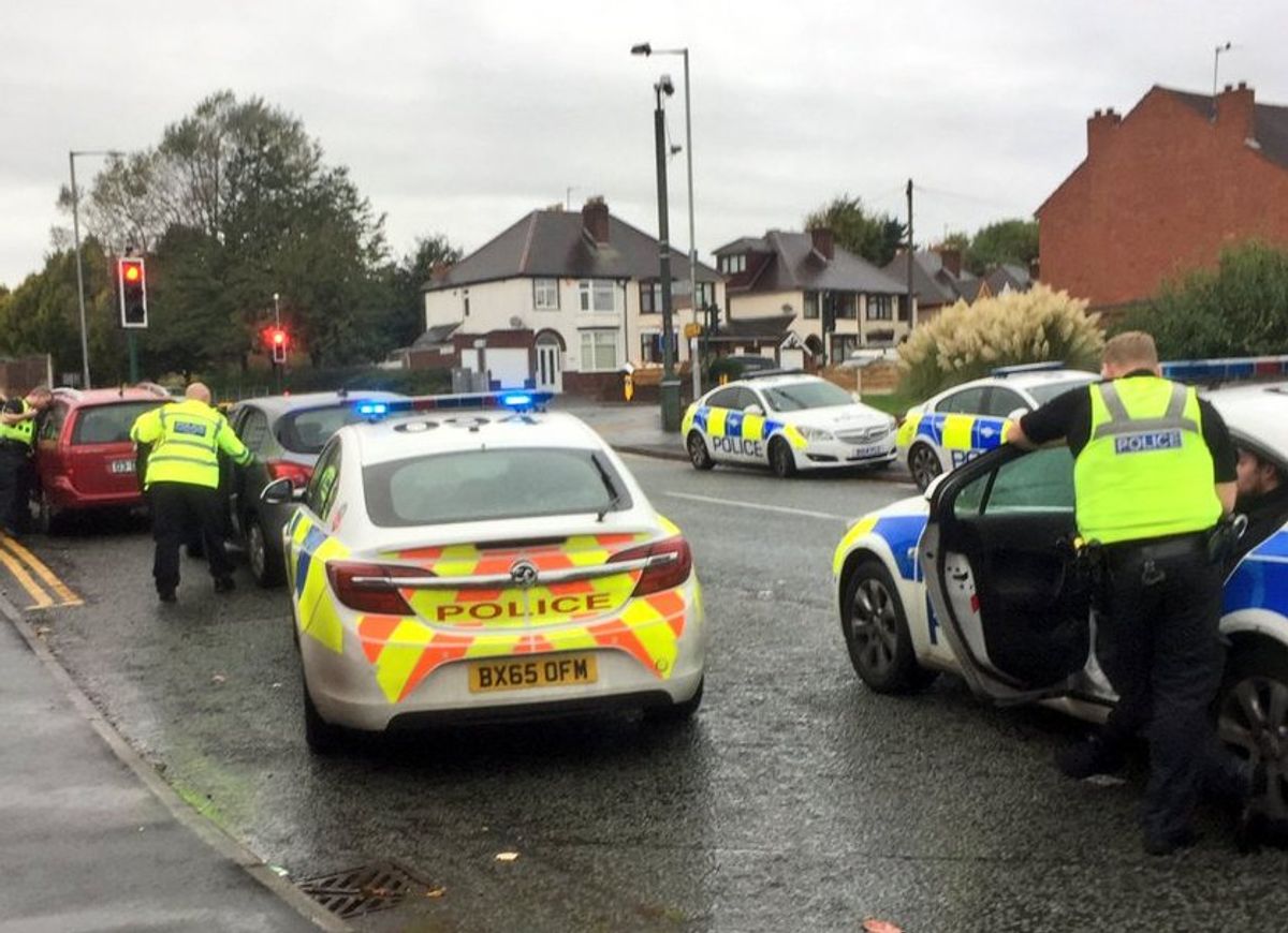 Police swoop on suspected Wolverhampton shoplifting gang | Express & Star