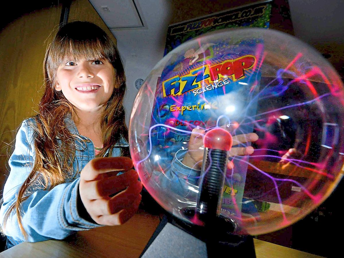 Fizz Pop Science host three-day event in Market Drayton | Shropshire Star