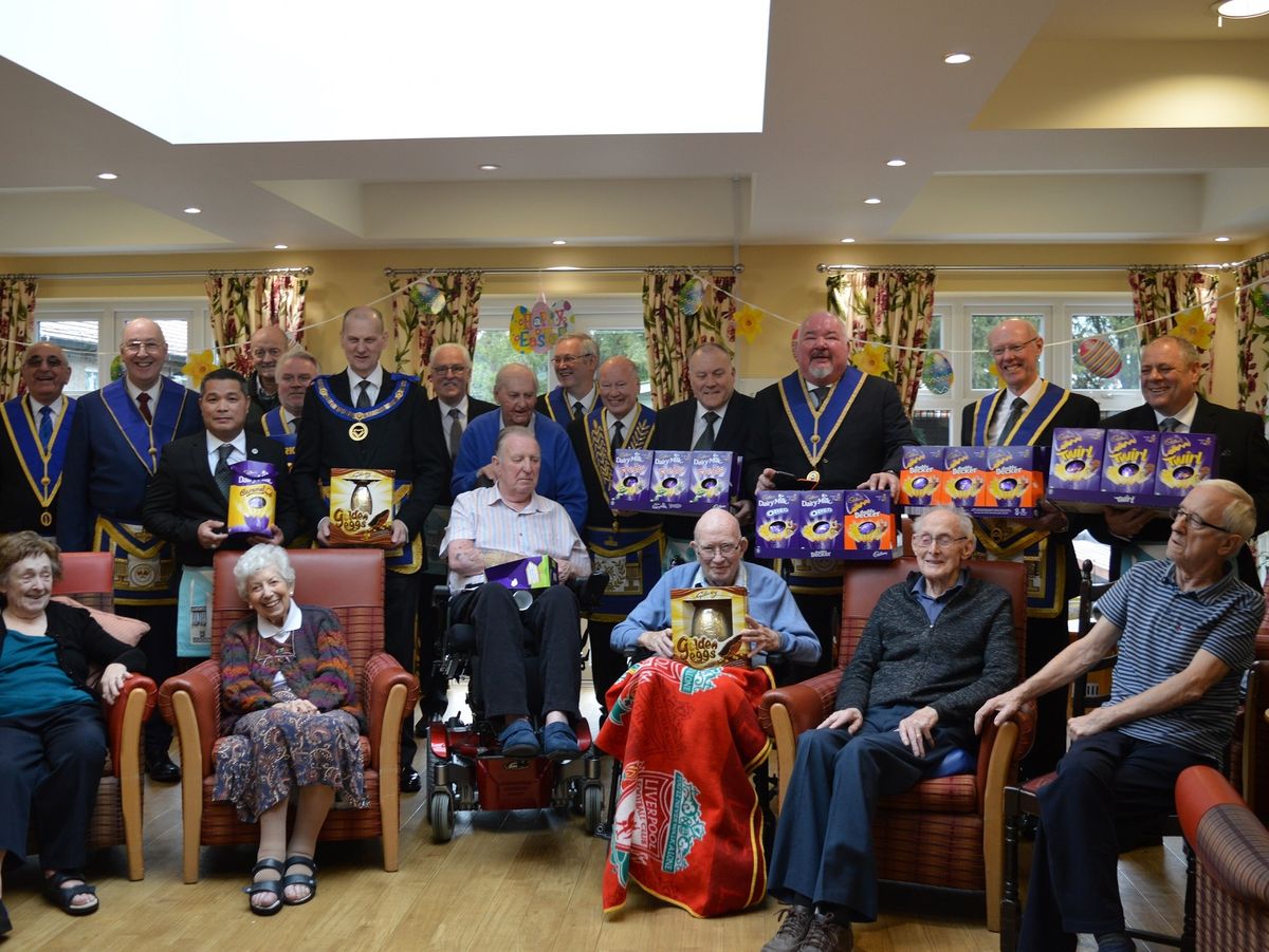 Freemasons spread Easter cheer with donation of eggs to families ...