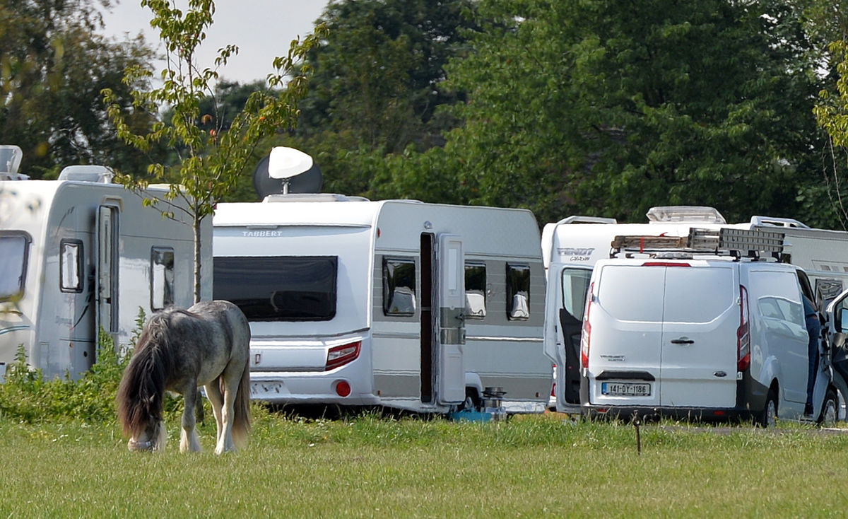 Travellers move off Essington cemetery site | Express & Star