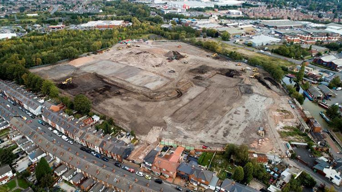 Work starts on 250-home housing estate at old Caparo site in Walsall ...