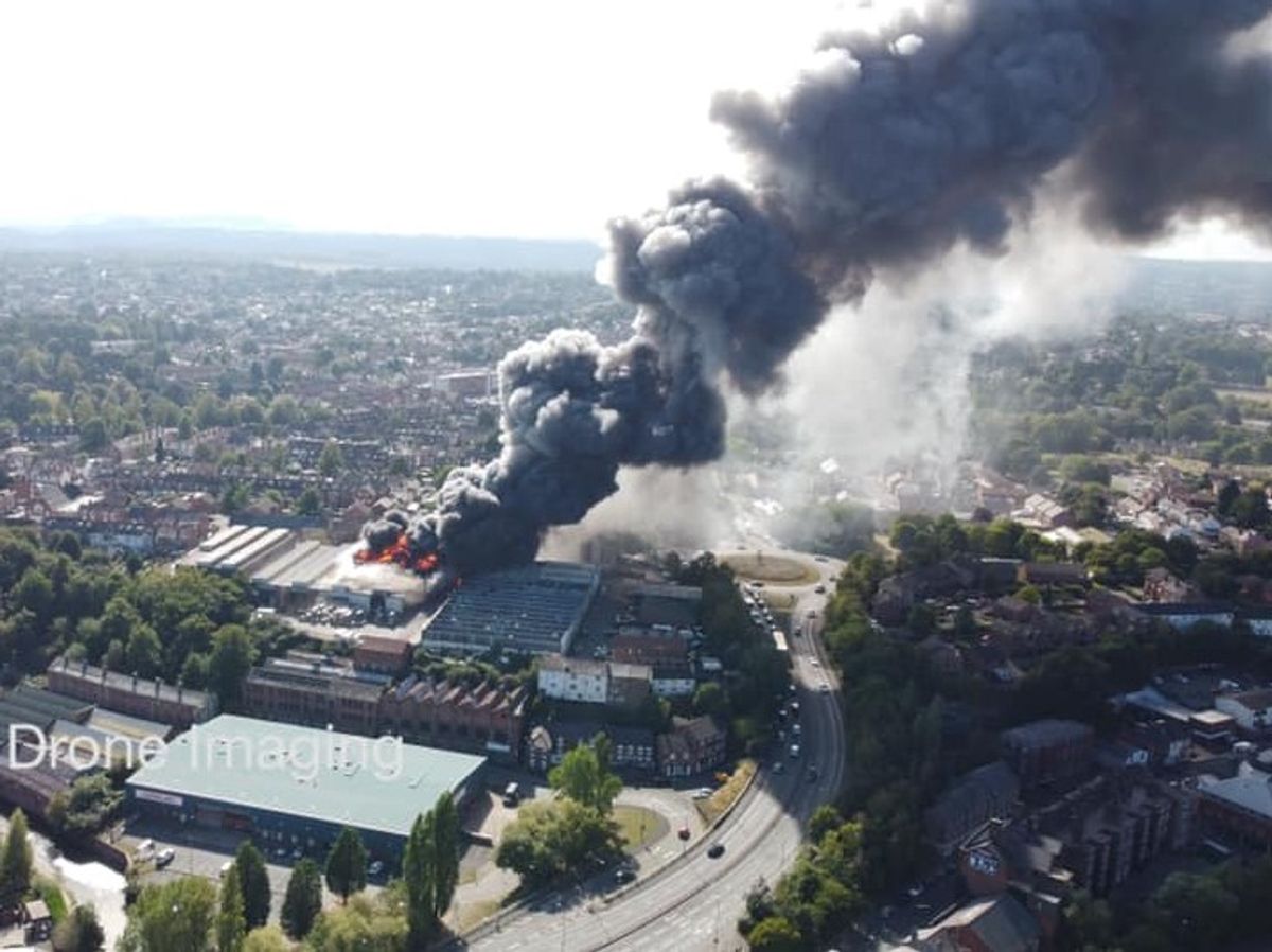 Crews working through the night battling major fire at industrial unit ...
