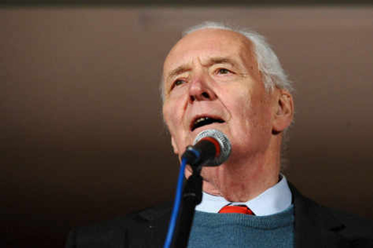 Tony Benn still tackles troublesome topics at 85 | Shropshire Star