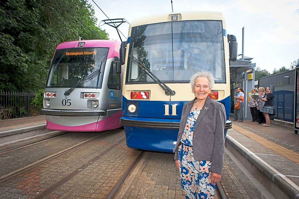 Midland Metro tram fleet sold for scrap – but two are set for new ...