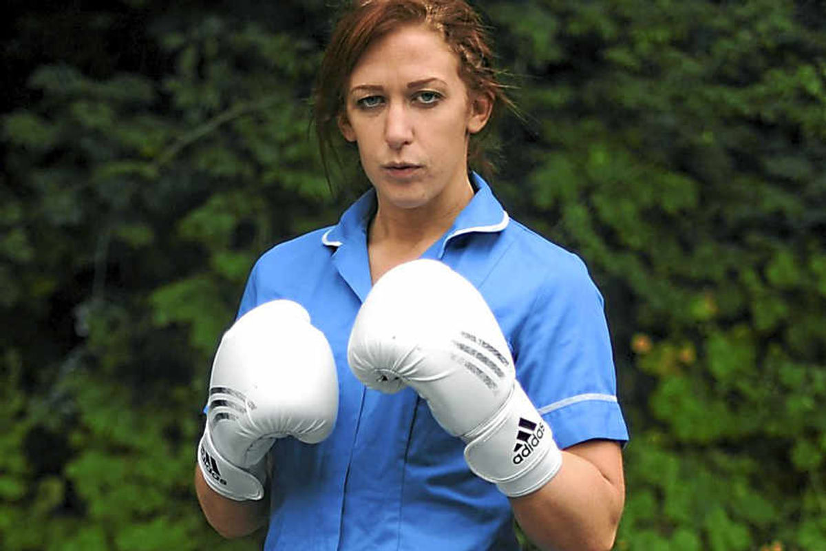 Nurse gives knock-out jabs in the boxing ring | Express & Star