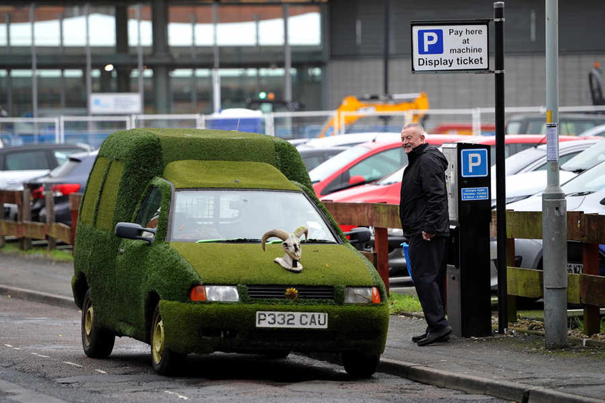 Going green: Turf-topped minivan rams its way into Wolverhampton ...