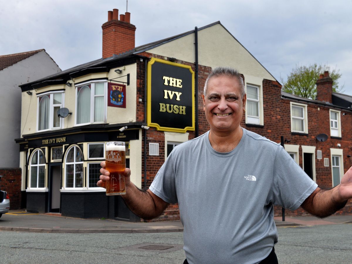 Historic Smethwick pub reopens after a year-long refurbishment ...
