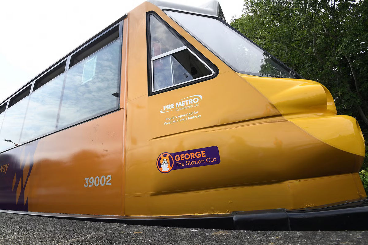 Stourbridge train named after much-loved ginger tom cat that prowls the ...