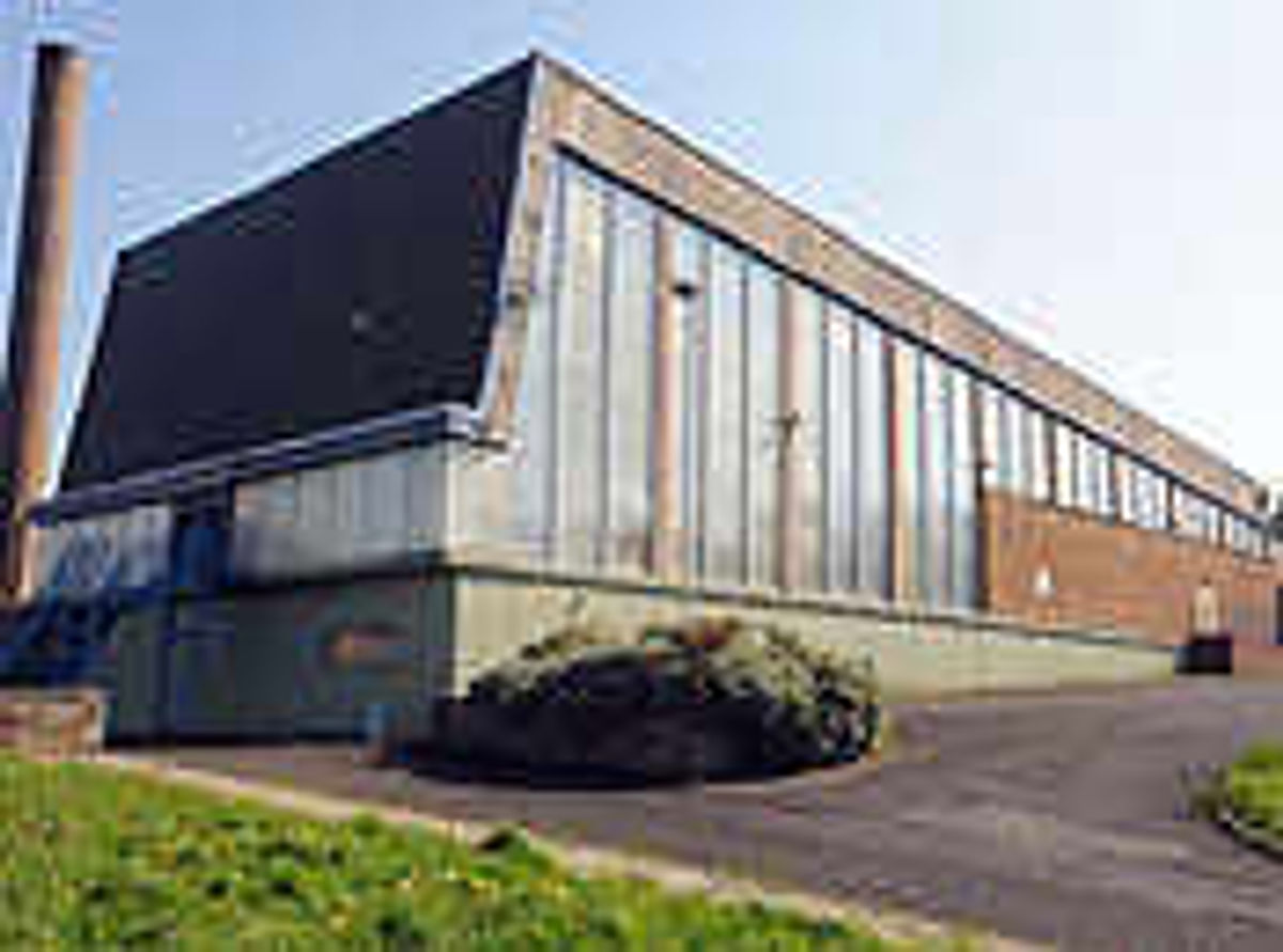 Plug pulled on landmark bathing site | Express & Star