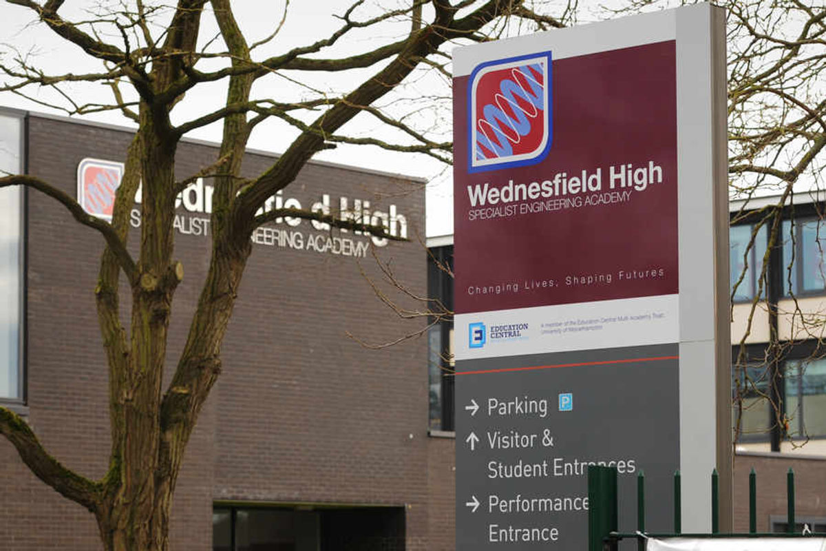We don't feel safe, say pupils as inadequate Wednesfield school is put ...