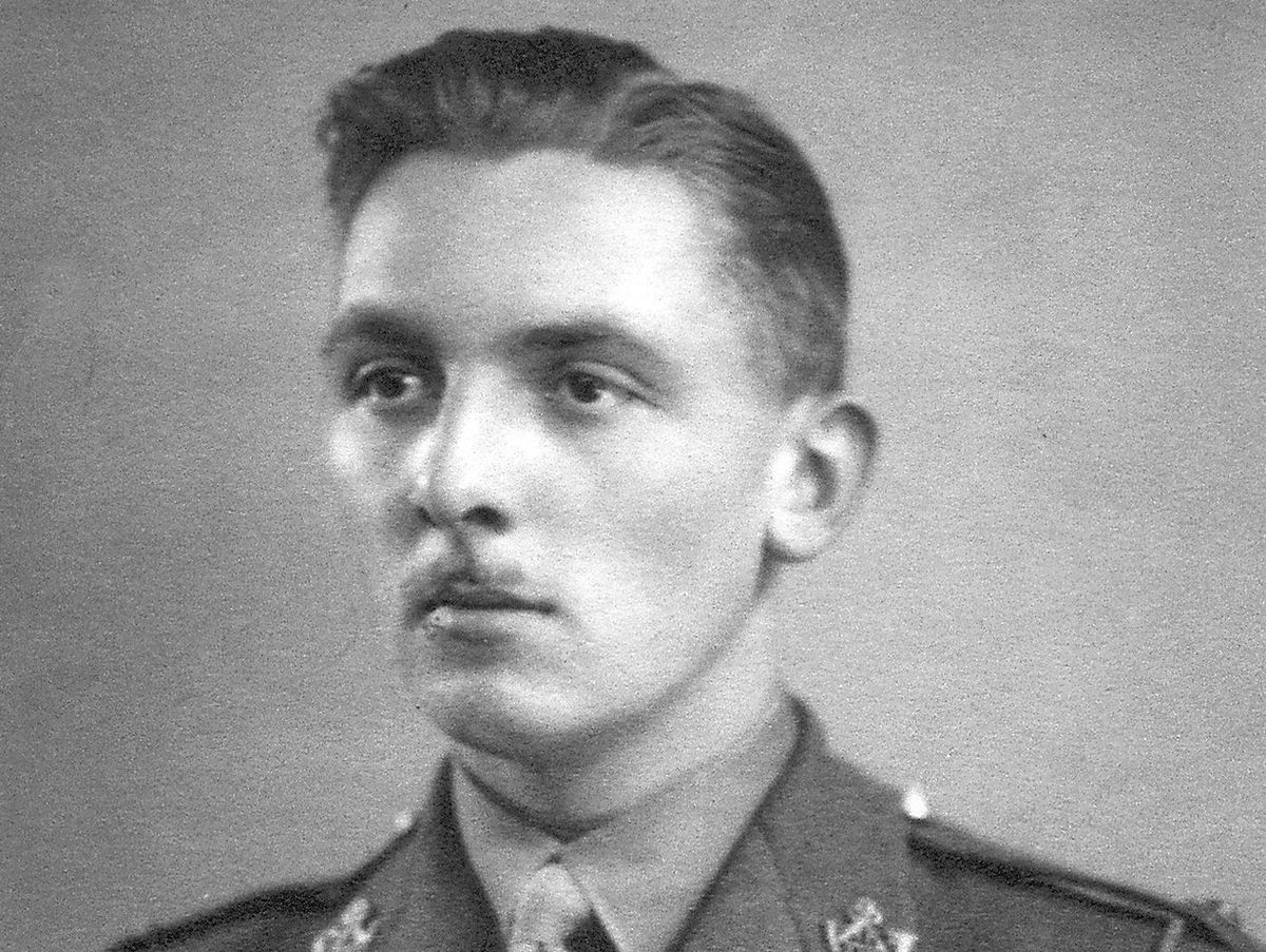 D-Day 75 : The toll of battle on union man Len Murray | Express & Star